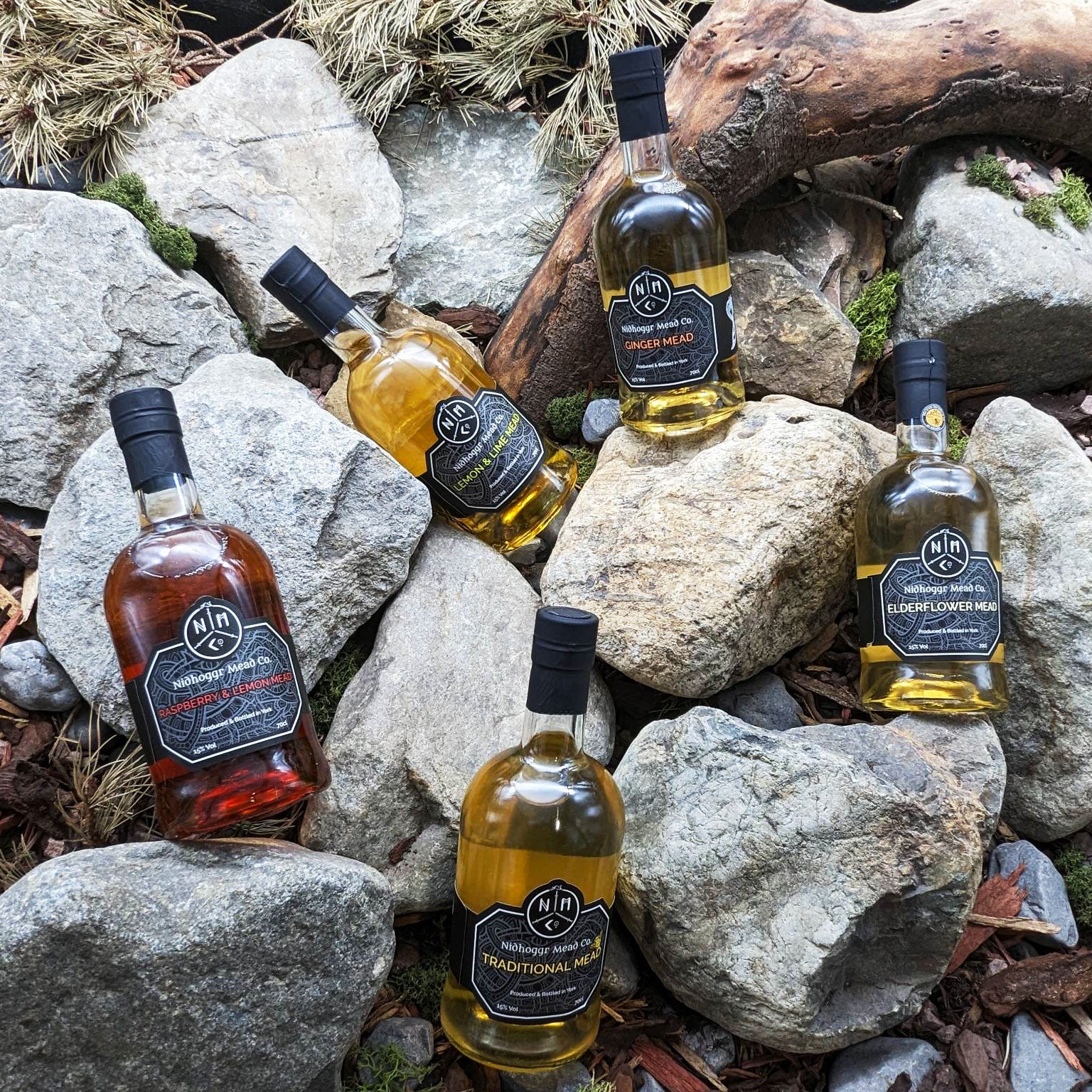 Nidhoggr Mead – Horns of Odin